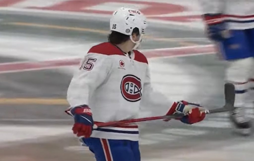 Alex Newhook est un (très) bon ailier